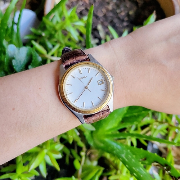 Seiko | Accessories | Vintage Seiko Calendar Genuine Leather Watch ...